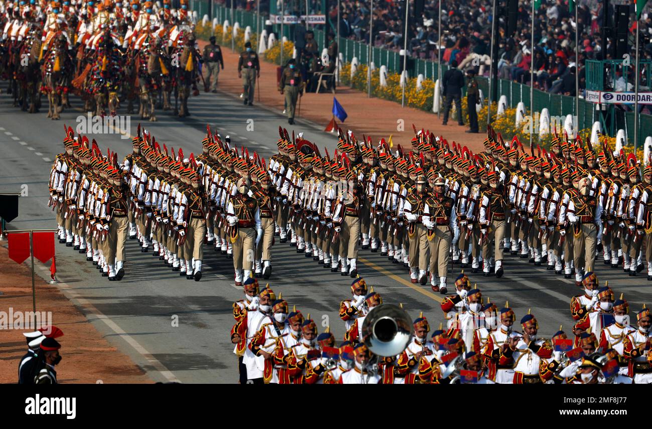 Indian para-military force soldiers march through the ceremonial ...
