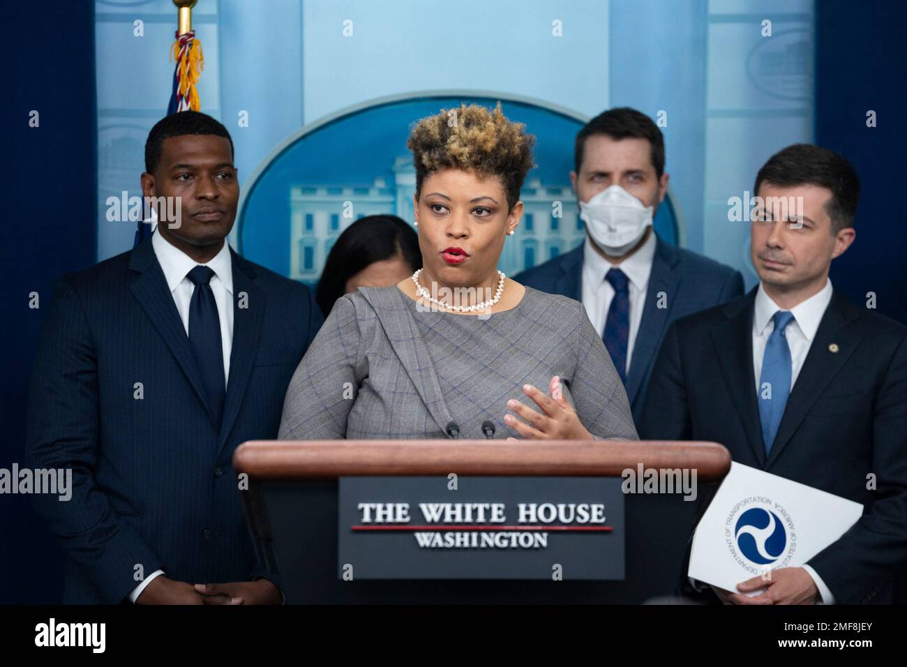 Reportage: OMB Director Shalanda Young and other Cabinet members speak to reporters about ...