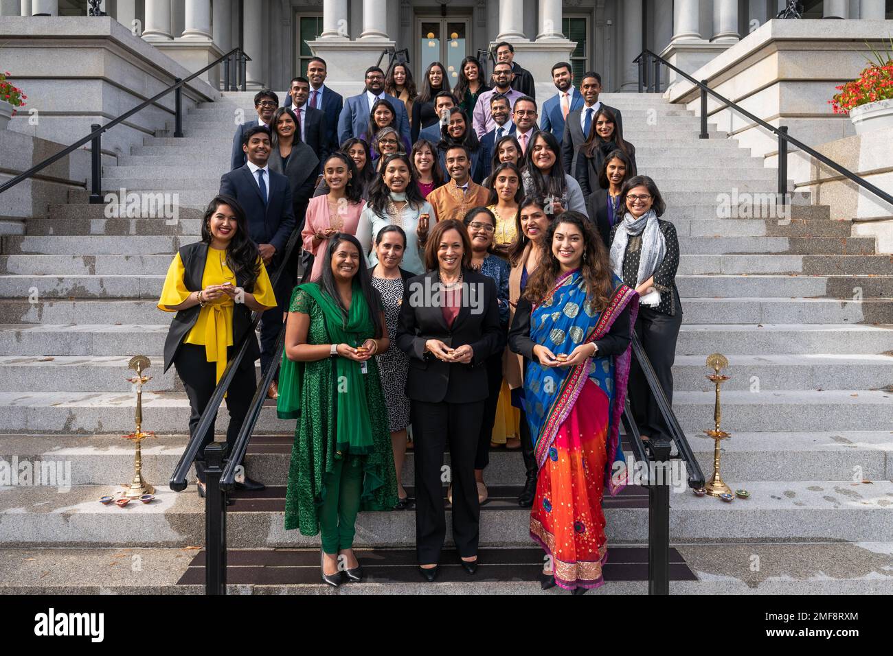 Reportage: Vice President Kamala Harris, joined by White House staff ...