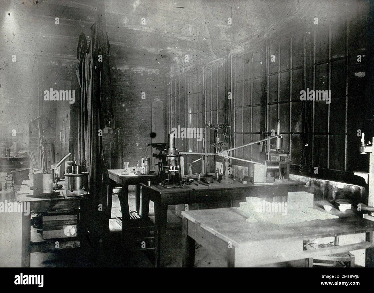 Laboratory of Pierre and Marie Curie Stock Photo - Alamy
