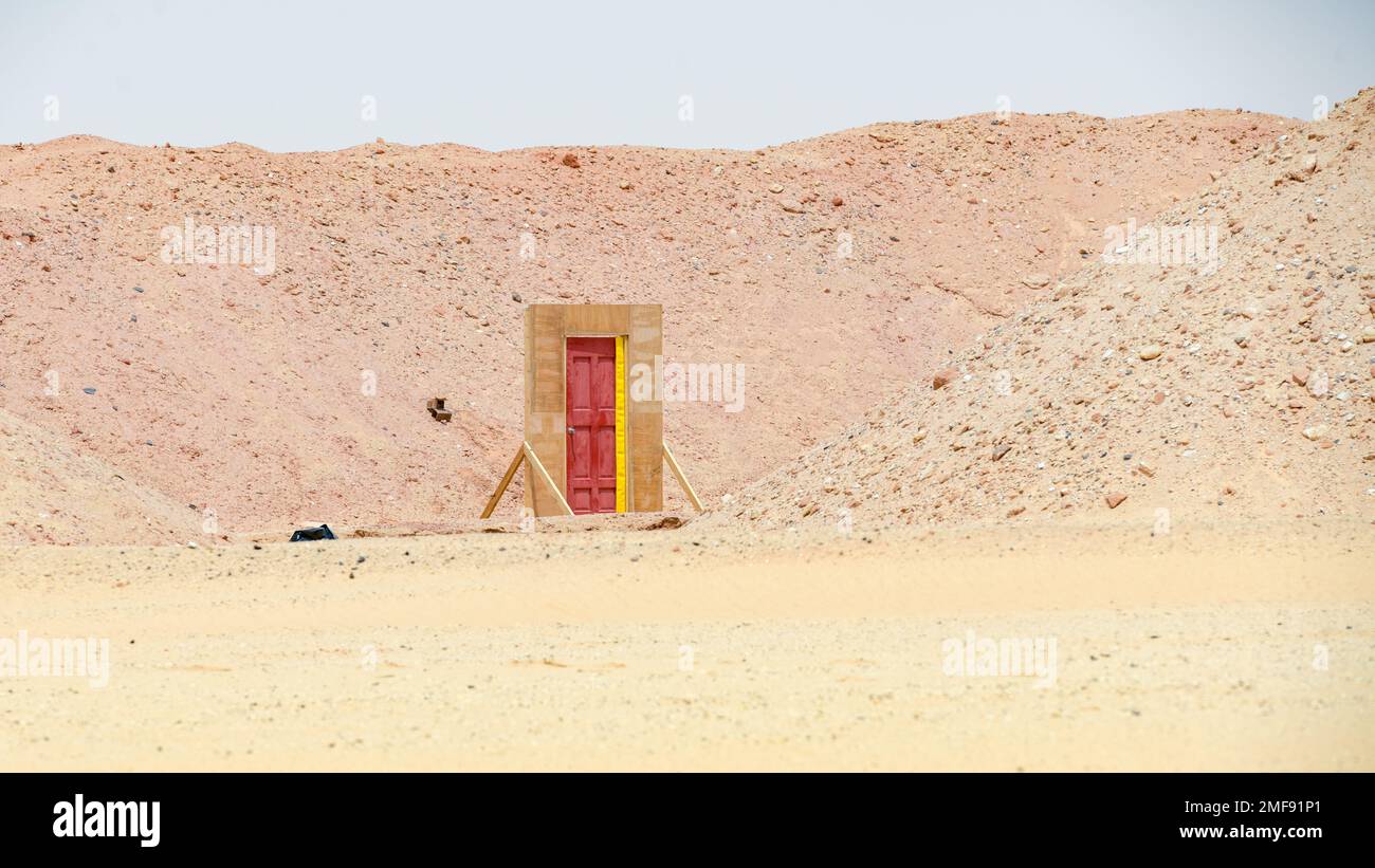 Explosive breaching charge hi-res stock photography and images - Alamy