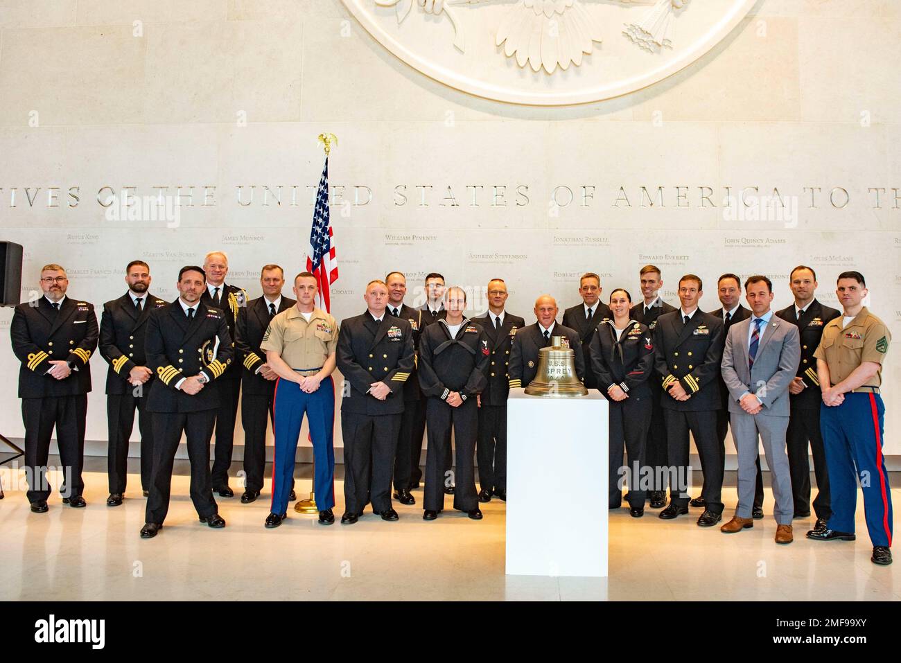 LONDON (Aug. 18, 2022) - Chief of Naval Operations Adm. Mike Gilday ...