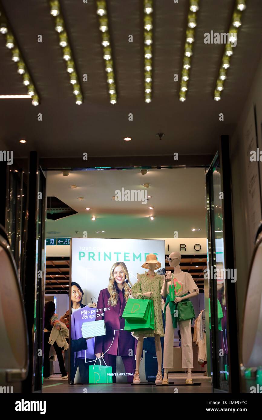 Interior view of Au Printemps Haussmann.Paris.France Stock Photo - Alamy