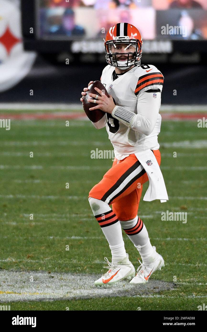 Cleveland Browns quarterback Baker Mayfield (6) in action during an NFL ...