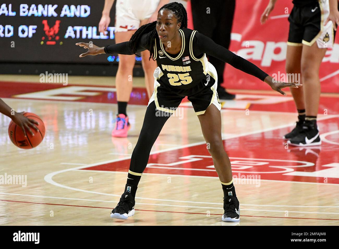 Purdue guard Tamara Farquhar (25) defends against Maryland during the ...