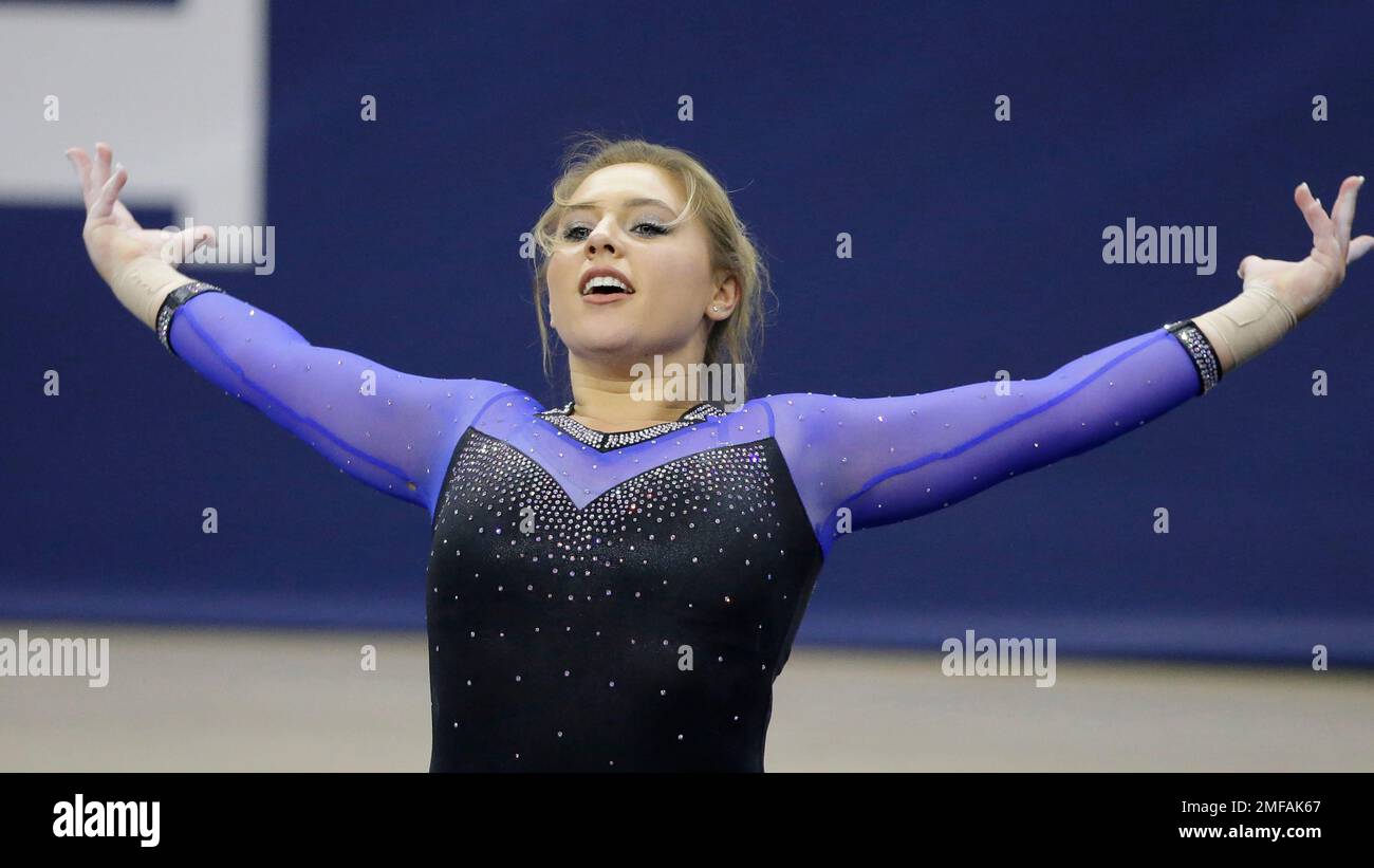 Florida's Sydney Johnson-Scharp performs on the floor during an NCAA ...