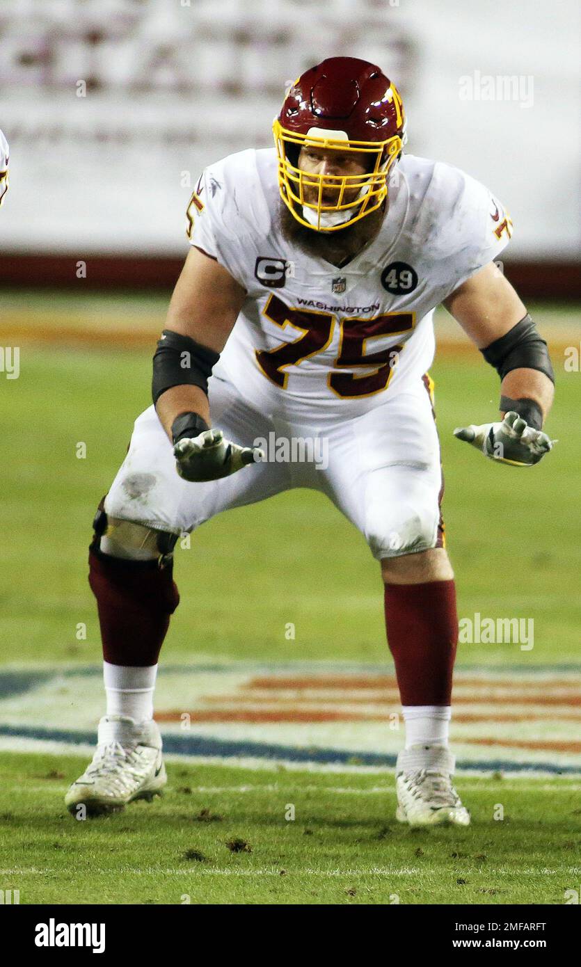 Washington Football Team offensive guard Brandon Scherff (75) in action ...