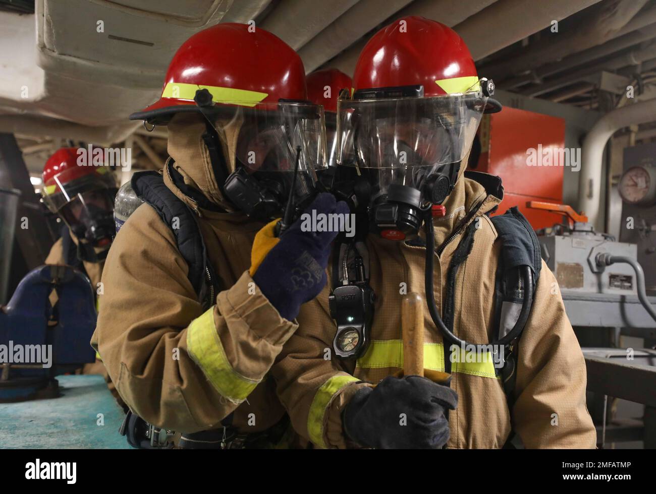 PHILIPPINE SEA (Aug. 18, 2022) – Machinist’s Mate 3rd Class Kenyatta ...