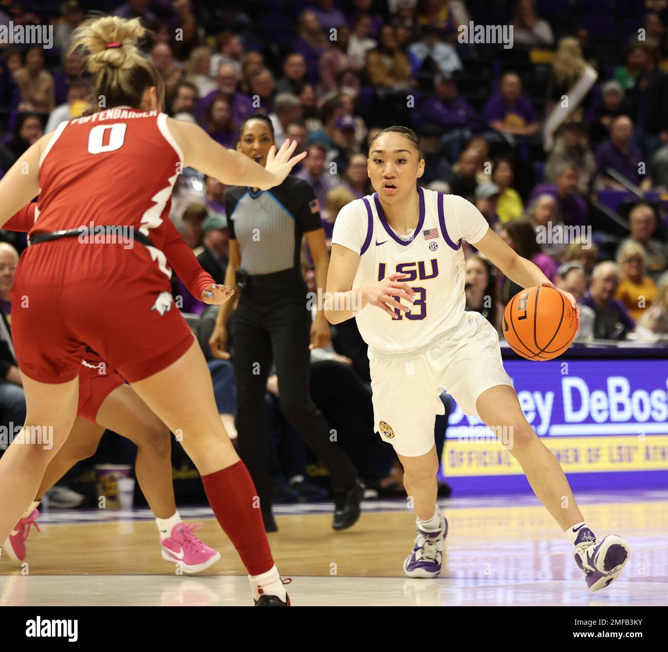 LSU Lady Tigers guard Last-Tear Poa (13) drives to the lane during a ...