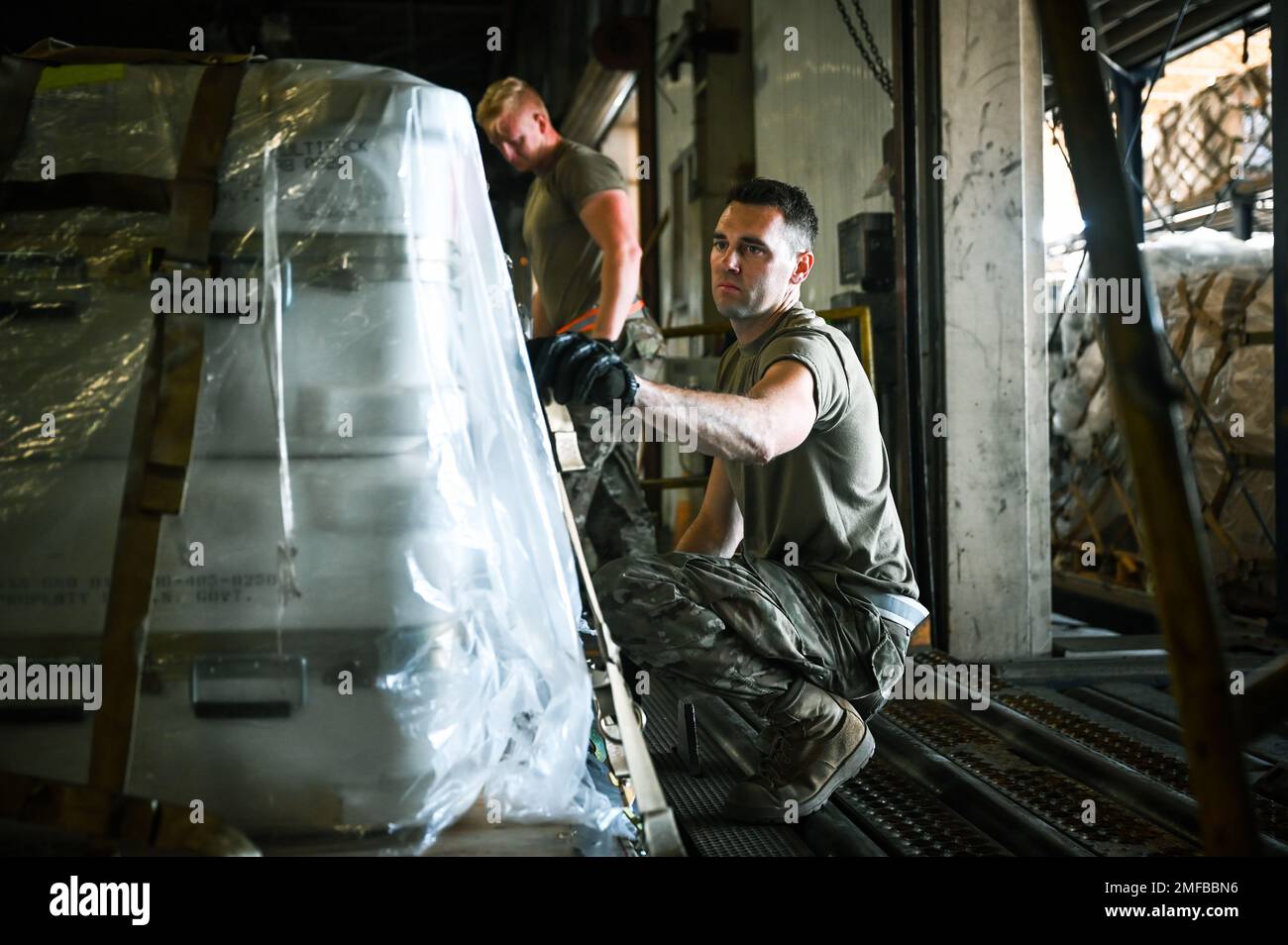 155th air refueling squadron hi-res stock photography and images - Alamy