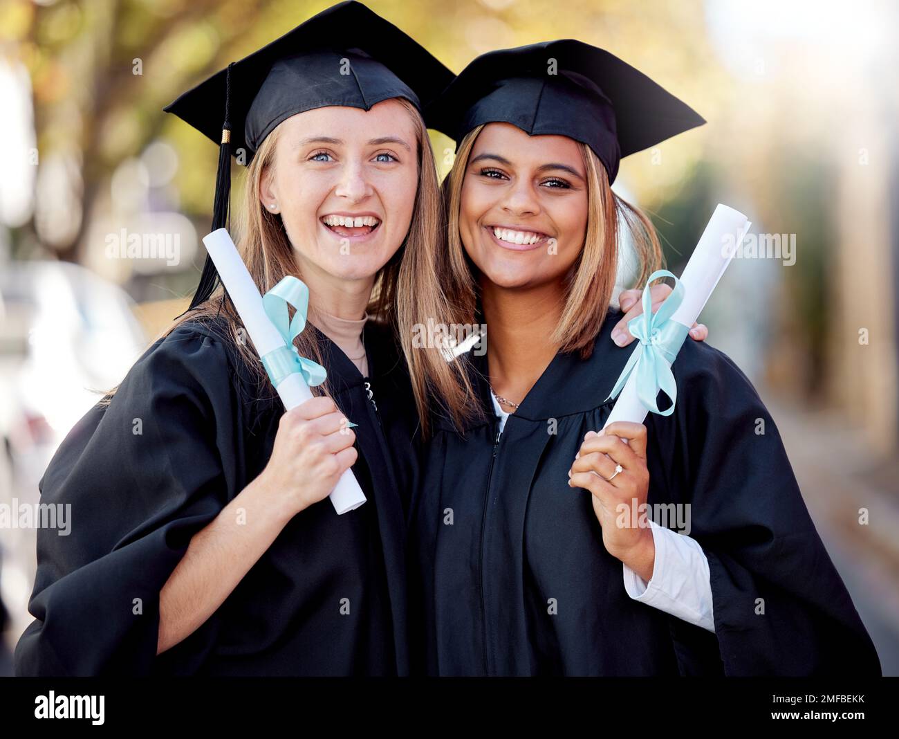Campus success hi-res stock photography and images - Alamy