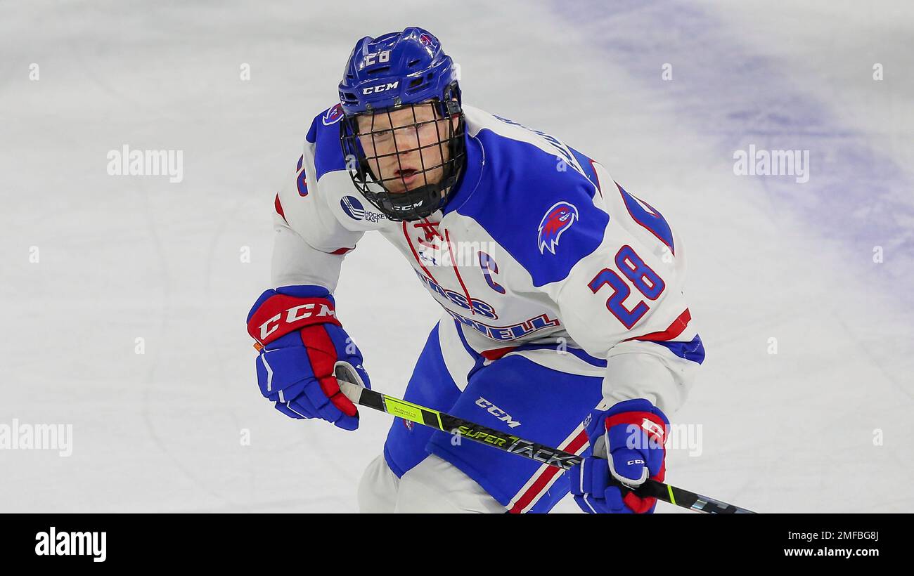 UMass-Lowell's Connor Sodergren (28) during an NCAA hockey game against ...