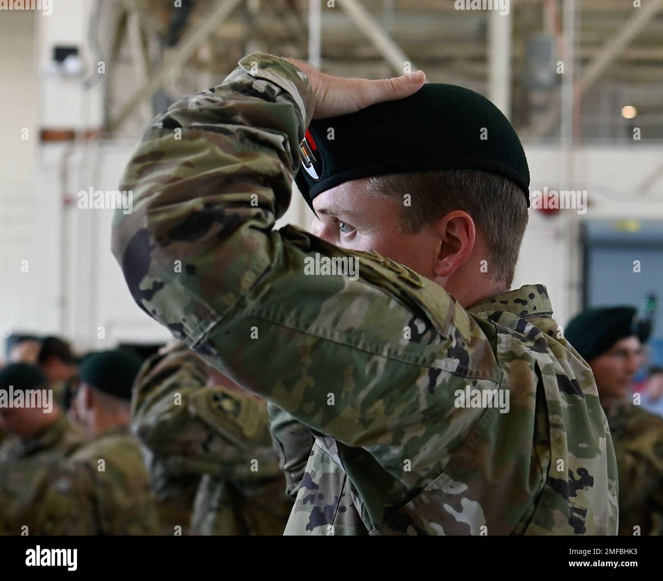 A Soldier assigned to the U.S. Army John F. Kennedy Special Warfare ...