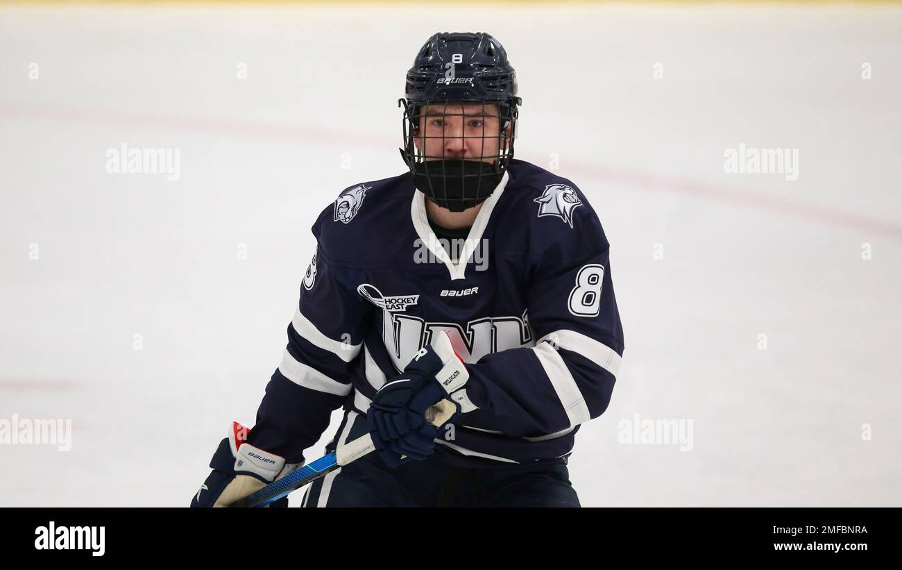 New Hampshire's Nikolai Jenson (8) during an NCAA hockey game against ...