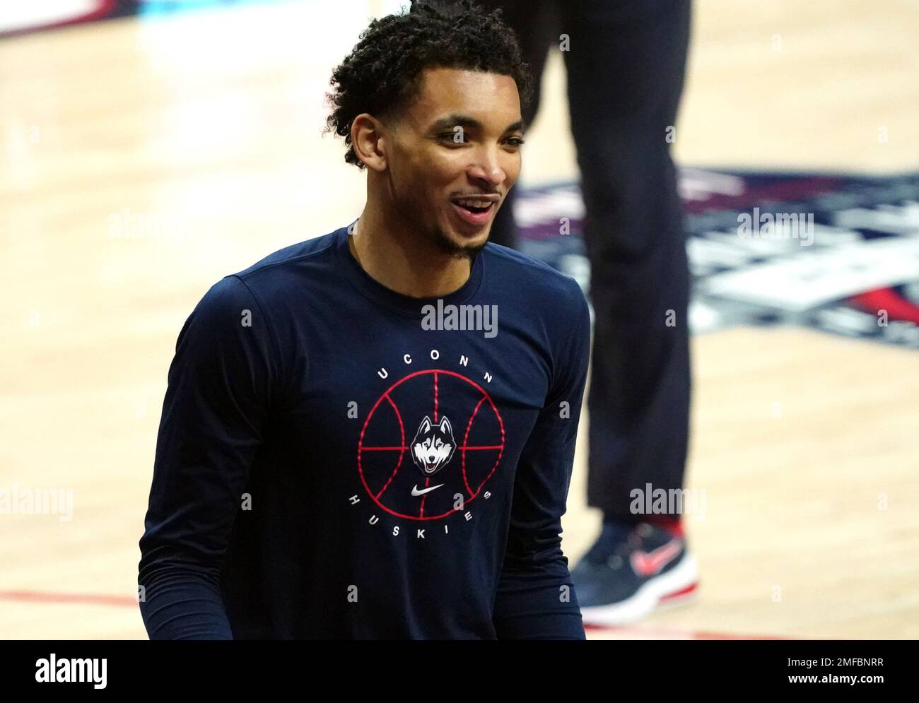 Connecticut Huskies guard James Bouknight (2) warms up before a game ...