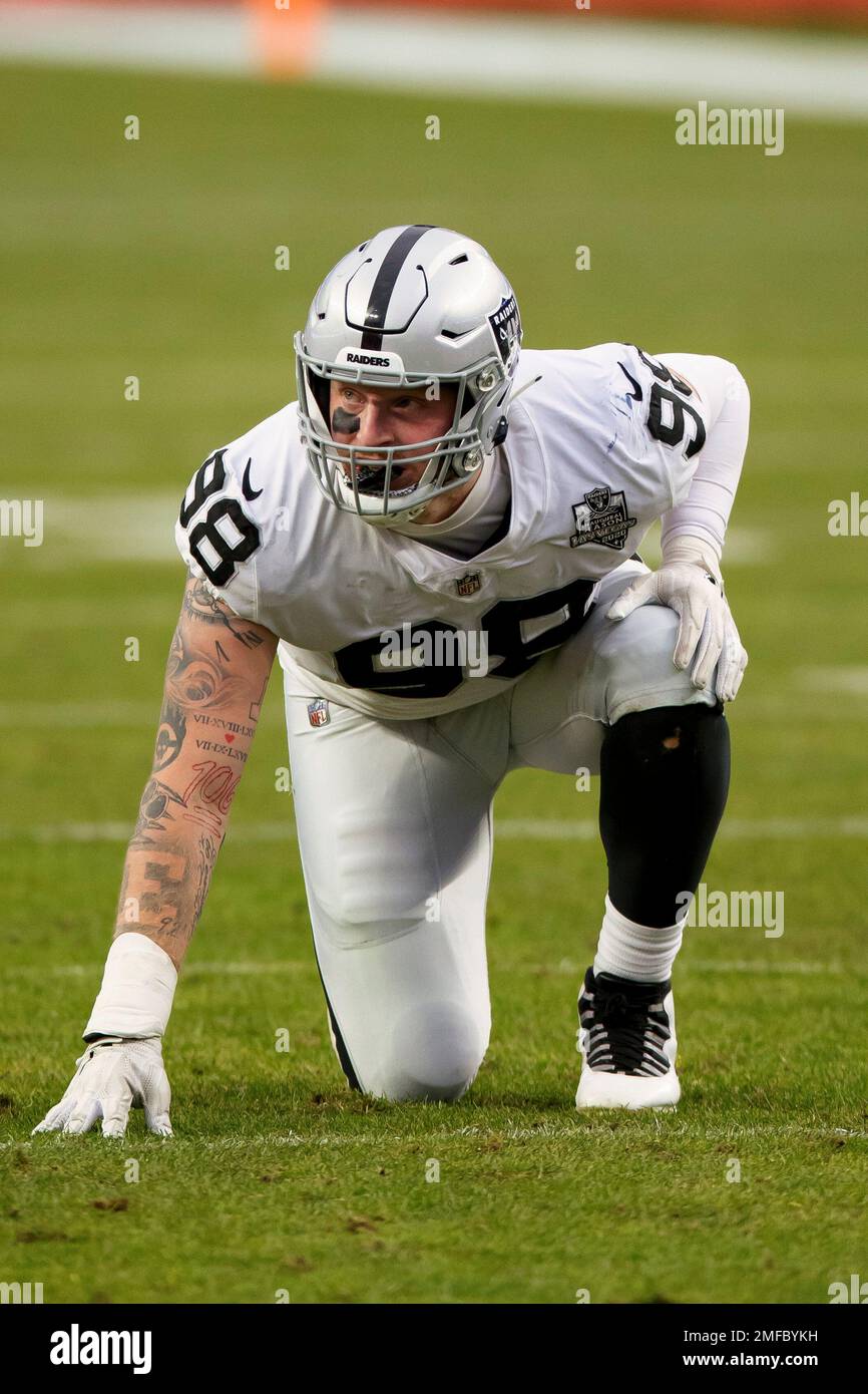 Las Vegas Raiders defensive end Maxx Crosby (98) lines up against the ... Las Vegas Raiders defensive end Maxx Crosby (98) lines up against the ...