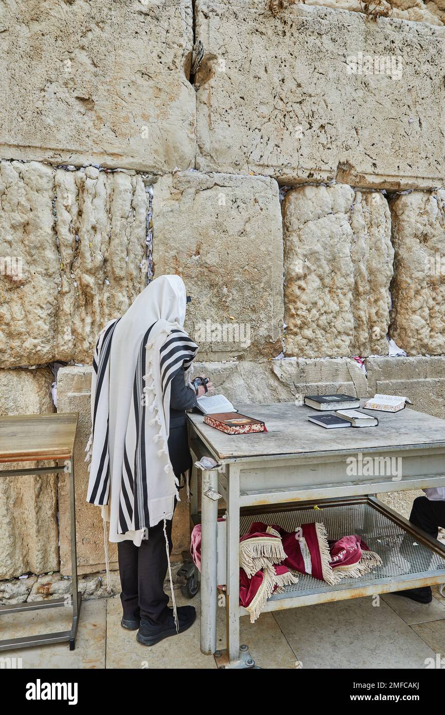 View of the Wailing Wall with worshipers, the shrine of the Jewish ...