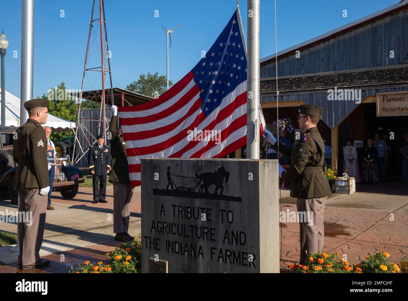 Members of the Indiana National Guard's 38th Infantry Division ...