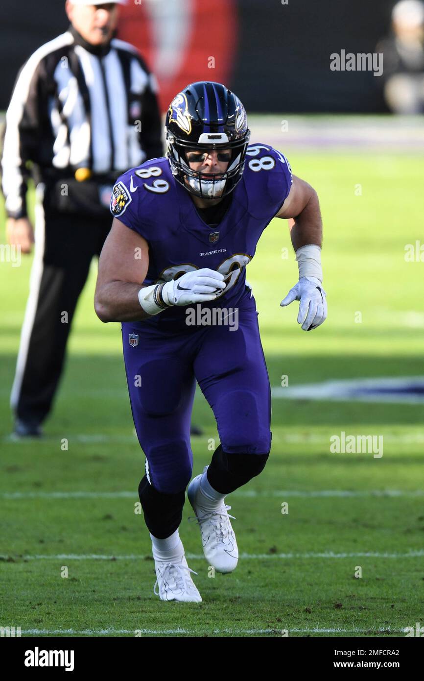 Baltimore ravens tight end mark andrews 89 hi-res stock photography and ...
