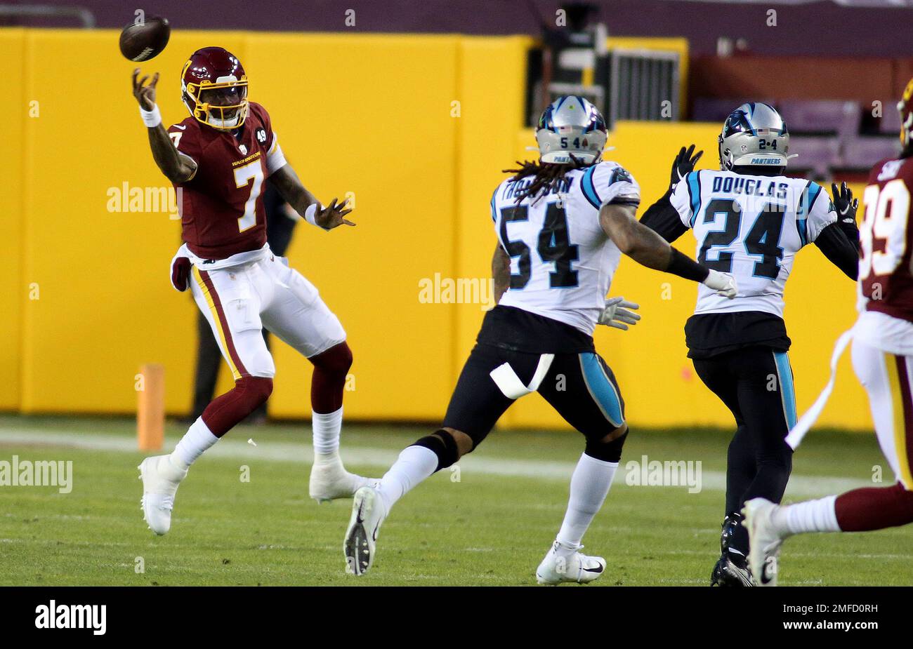 Washington Football Team quarterback Dwayne Haskins (7) makes a throw ...
