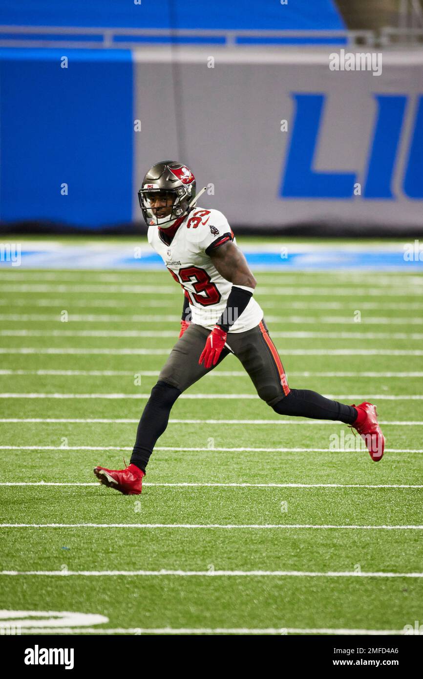 Tampa Bay Buccaneers free safety Jordan Whitehead (33) in action ...