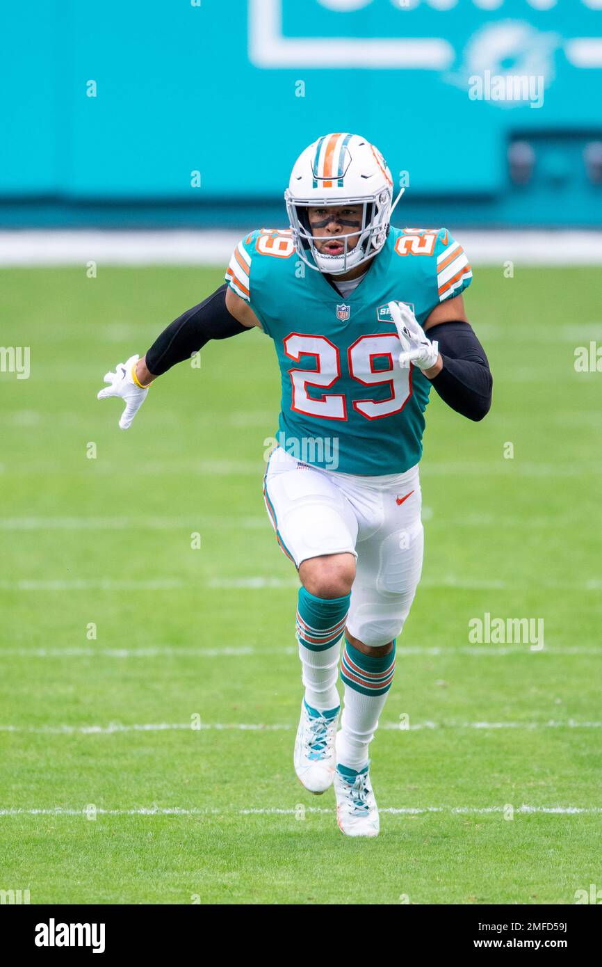 Miami Dolphins safety Brandon Jones (29) in action against the New ...