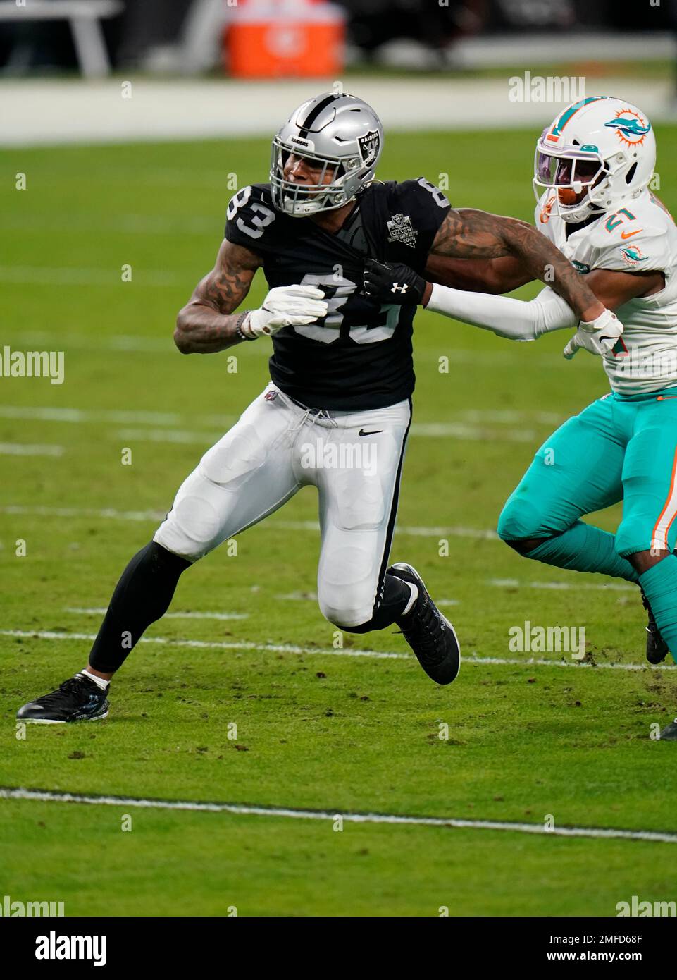 Las Vegas Raiders tight end Darren Waller #83 runs a pass route against ...