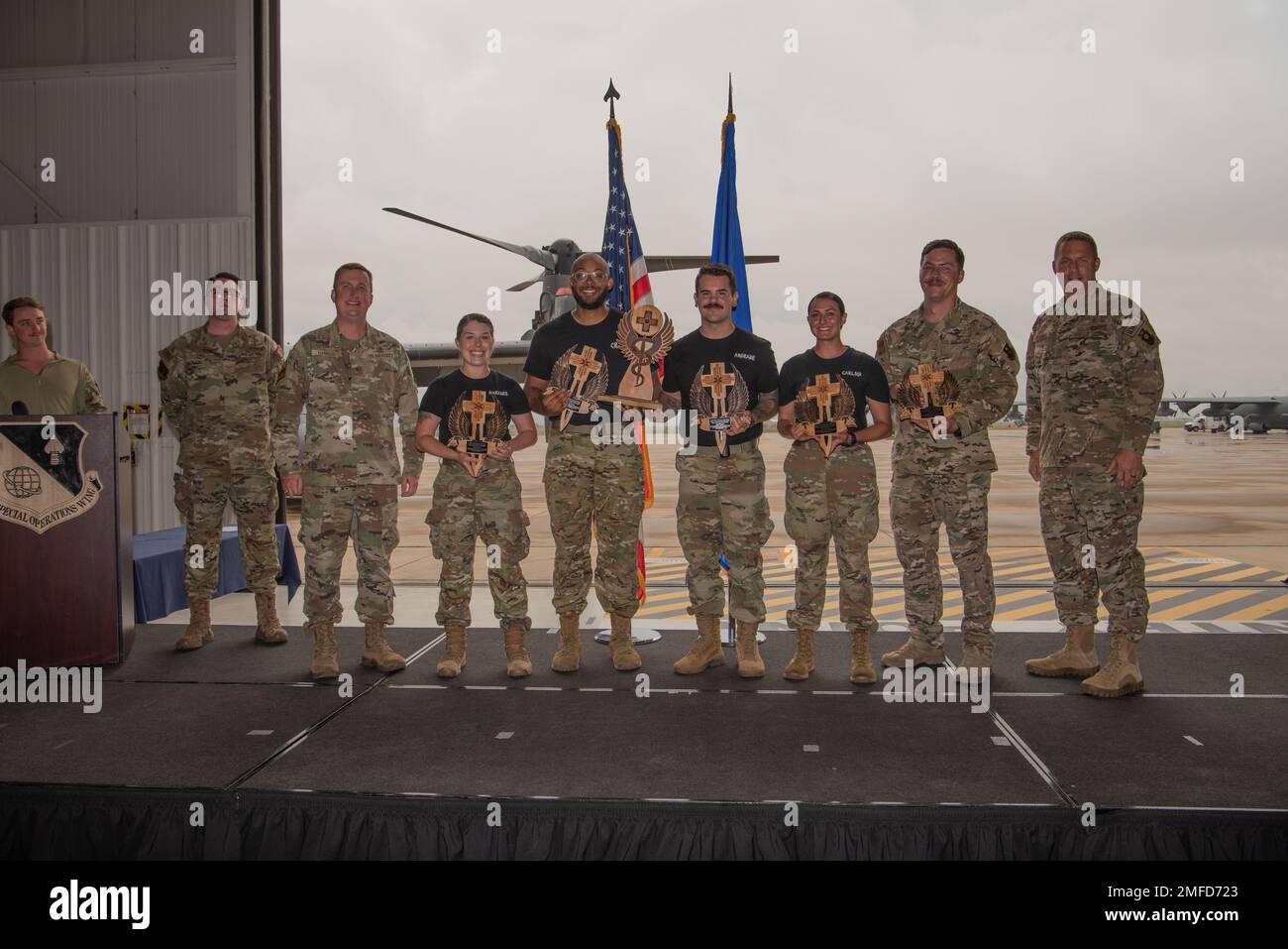 U.S Air Force medical technicians from Fairchild Air Force Base are ...