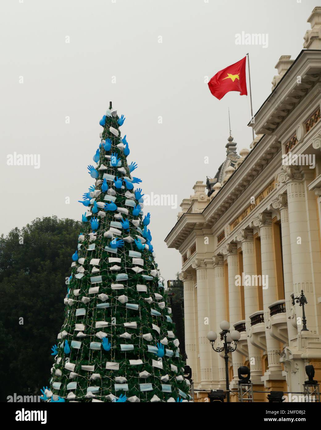 This photo shows a coronavirus-themed Christmas tree decorated with ...