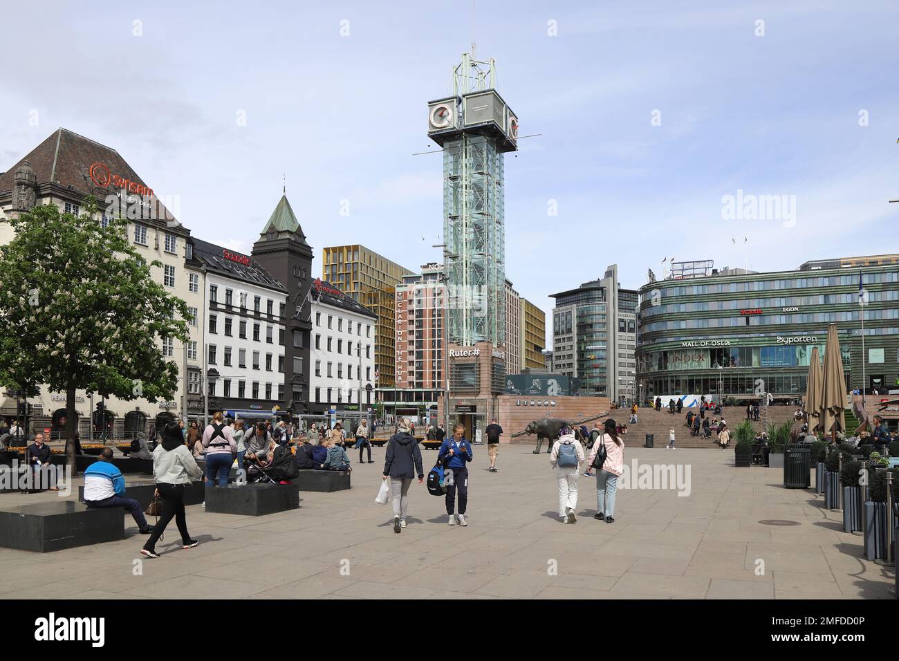 Jernbanetorget square in front of main station hi-res stock photography ...