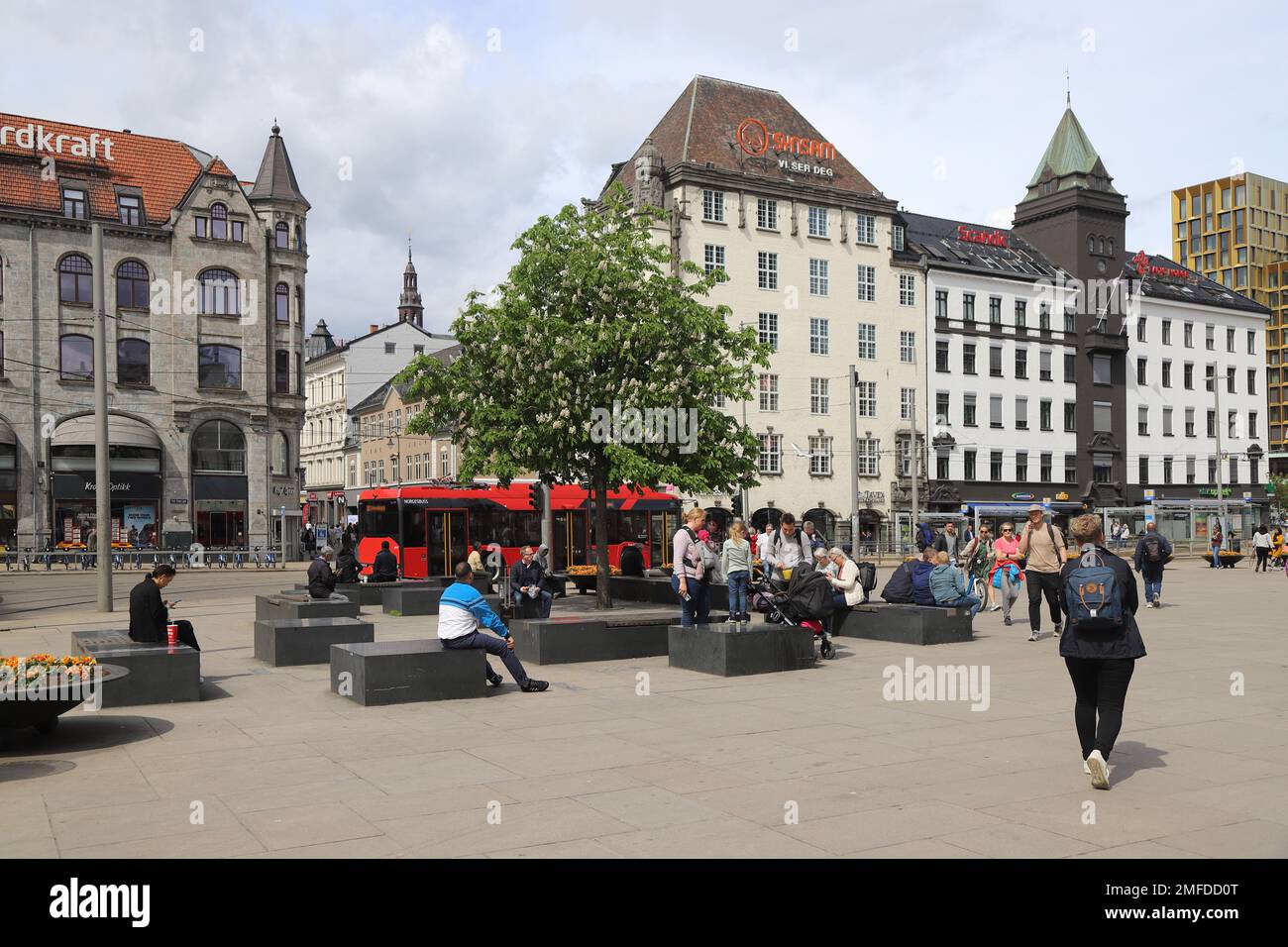 Jernbanetorget hi-res stock photography and images - Alamy