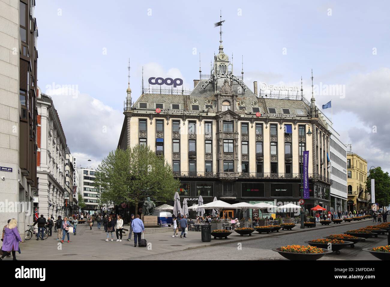 Oslo Norway Karl Johans Gate Stock Photo - Alamy