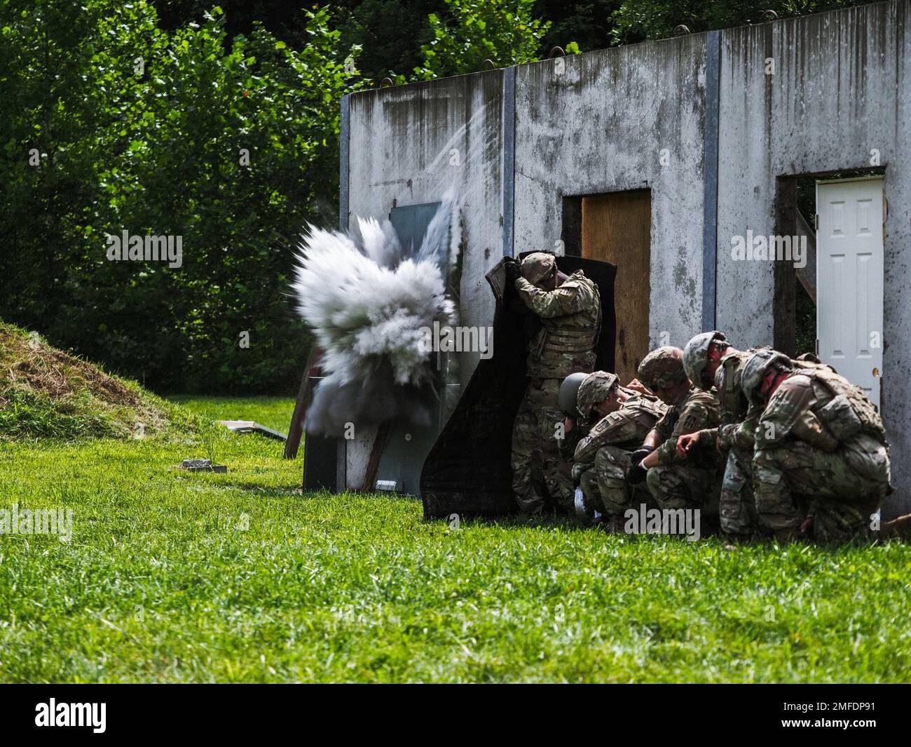 Indiana Guardsmen with the 776th Engineer Battalion, blast through ...