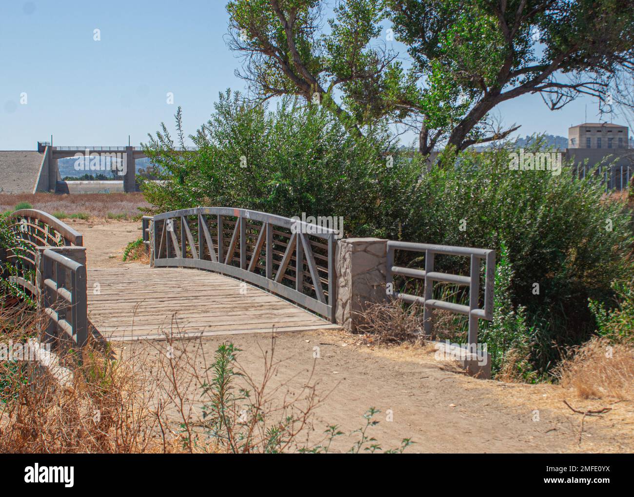 ENCINO, California – A bridged path along connects a walking trail at ...