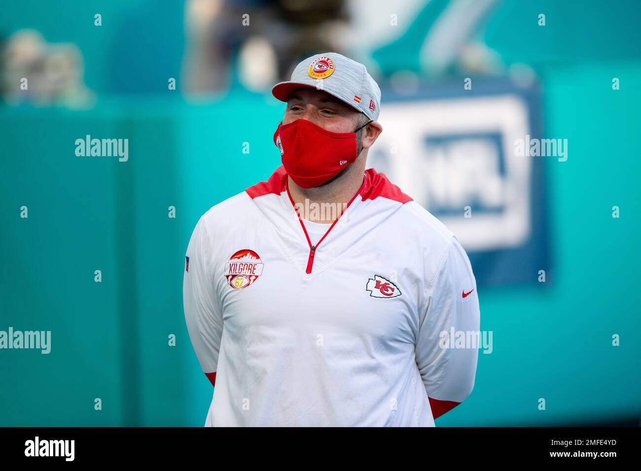 Kansas City Chiefs center Daniel Kilgore (67) wears a mask as he warms ...