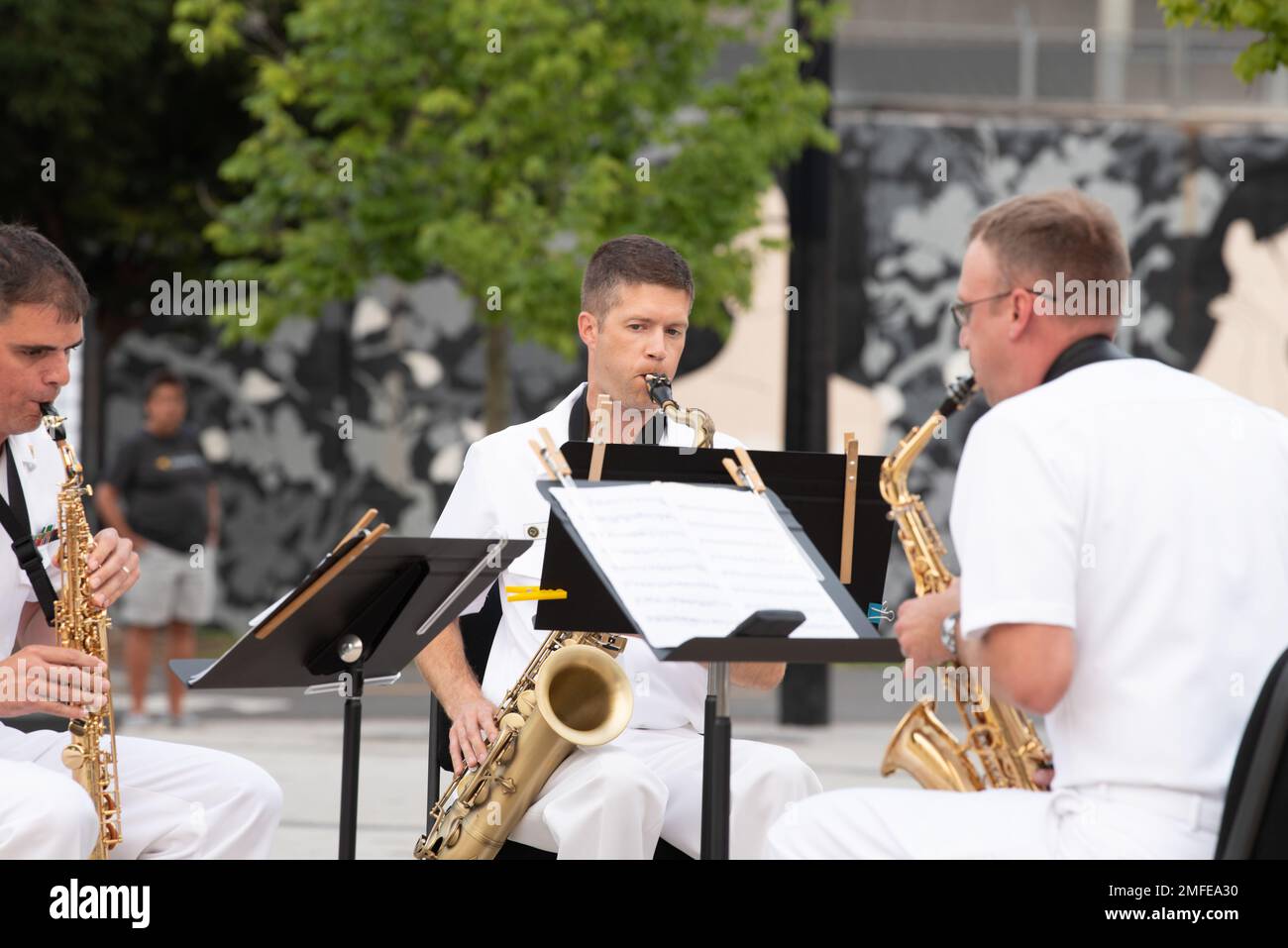 U s navy band saxophone hi-res stock photography and images - Alamy