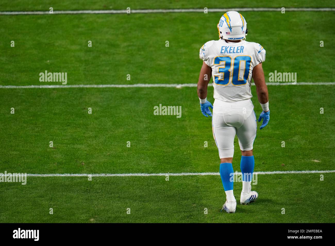 Los Angeles Chargers running back Austin Ekeler #30 warms up prior to ...