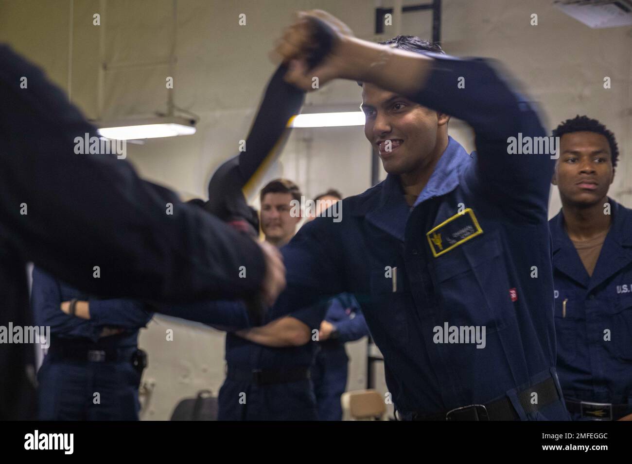 220820-N-VJ326-1193 PHILIPPINE SEA (Aug. 20, 2022) – Yeoman Seaman ...