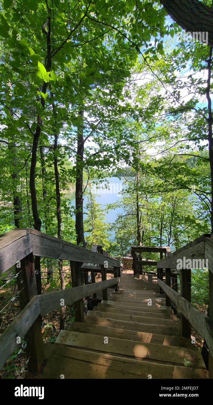 Wooden stairway down lake hi-res stock photography and images - Alamy