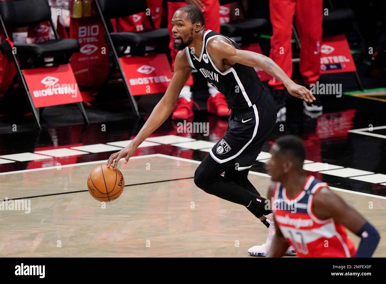 Brooklyn Nets forward Kevin Durant (7) drives the ball down court ...