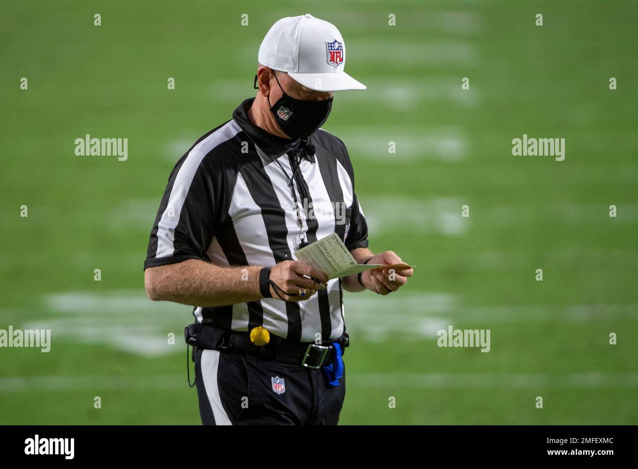 Referee Carl Cheffers (51) in action during an NFL football game ...