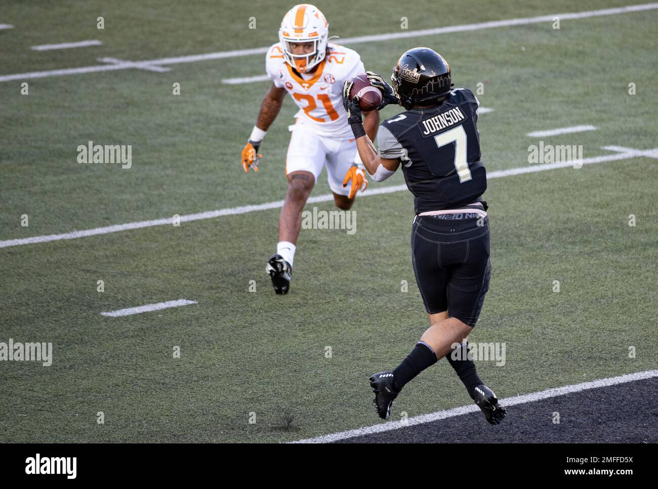 Vanderbilt wide receiver Cam Johnson (7) catches a pass for a touchdown ...