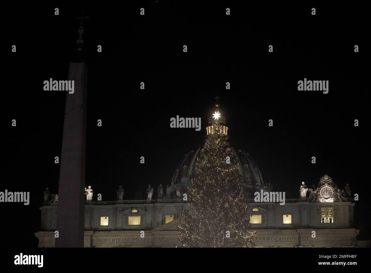 A view of St. Peter's Basilica following the Christmas tree and ...