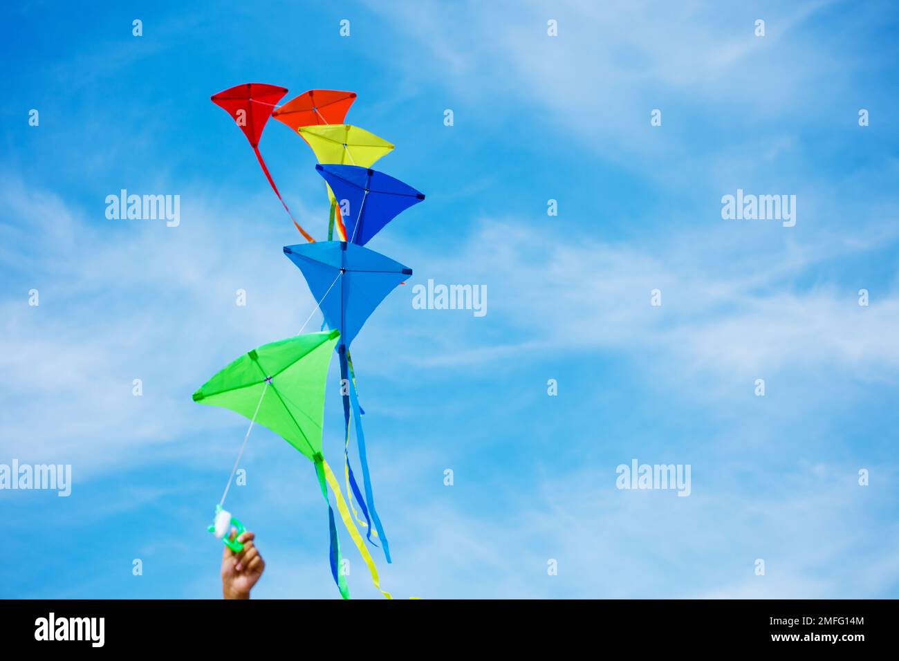 Boys fly kite hi-res stock photography and images - Alamy