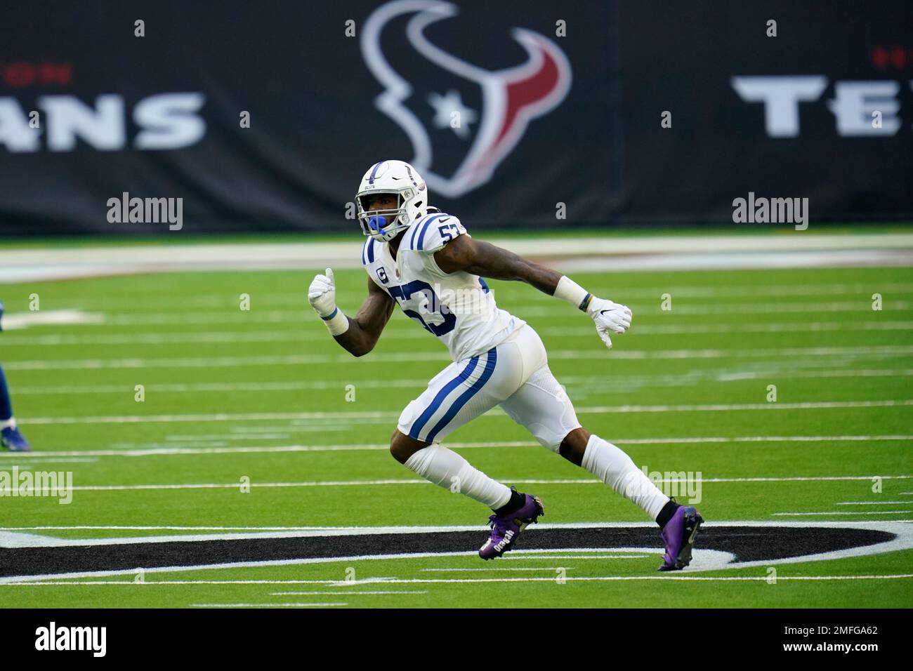 Indianapolis Colts linebacker Darius Leonard (53) follows the play ...