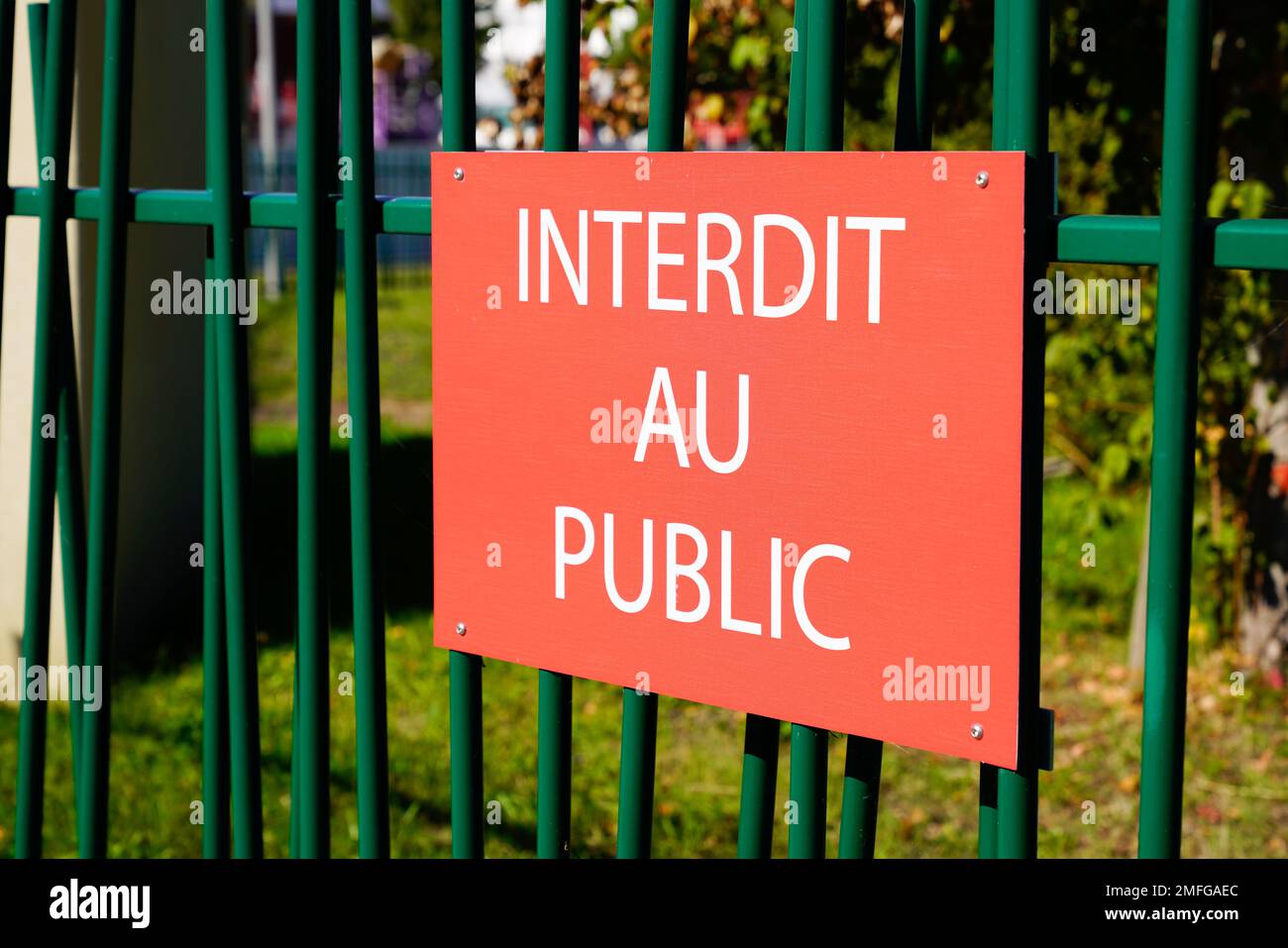 Interdit au public hi-res stock photography and images - Alamy
