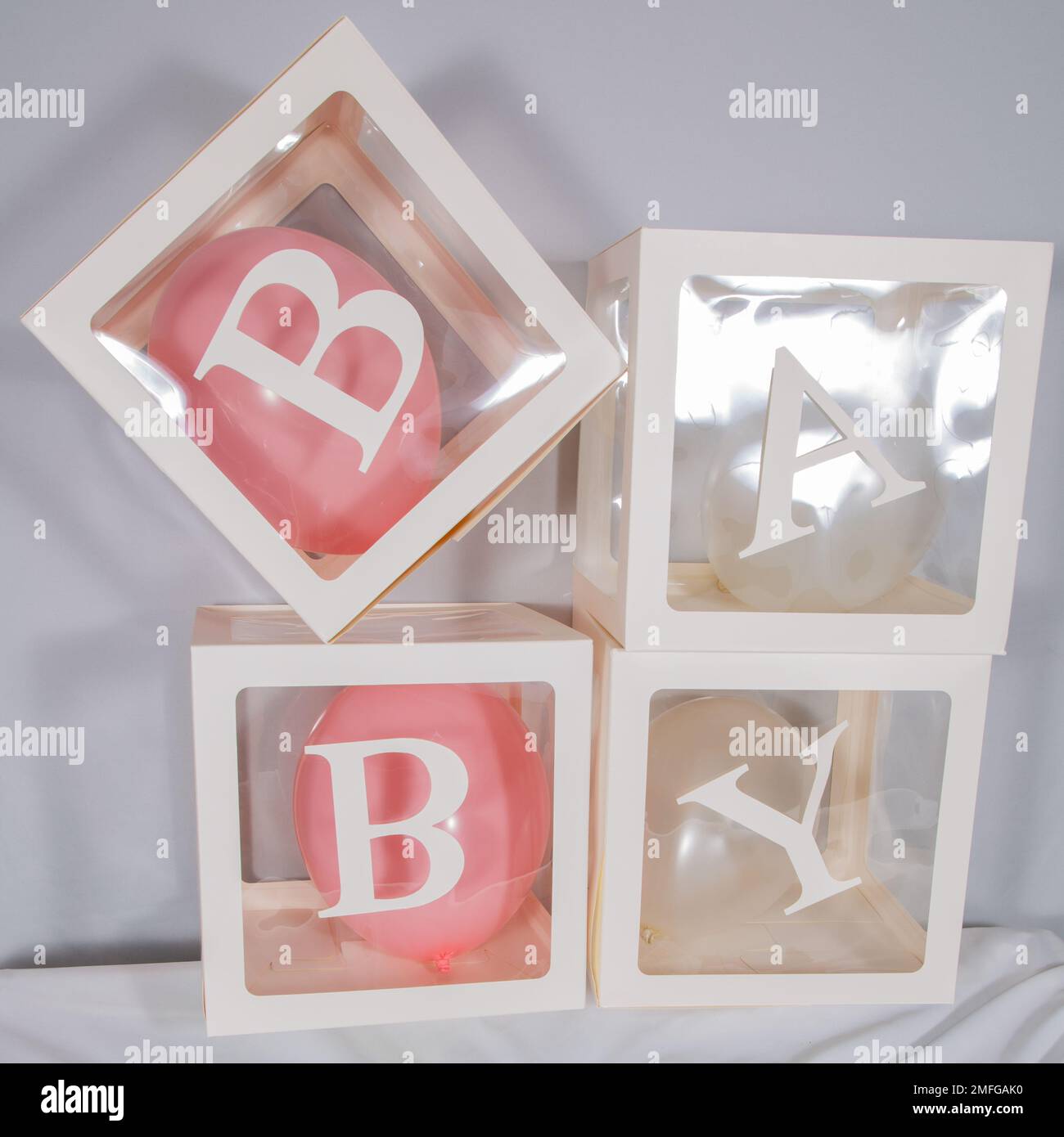 Baby blocks teaching shape hi-res stock photography and images - Alamy