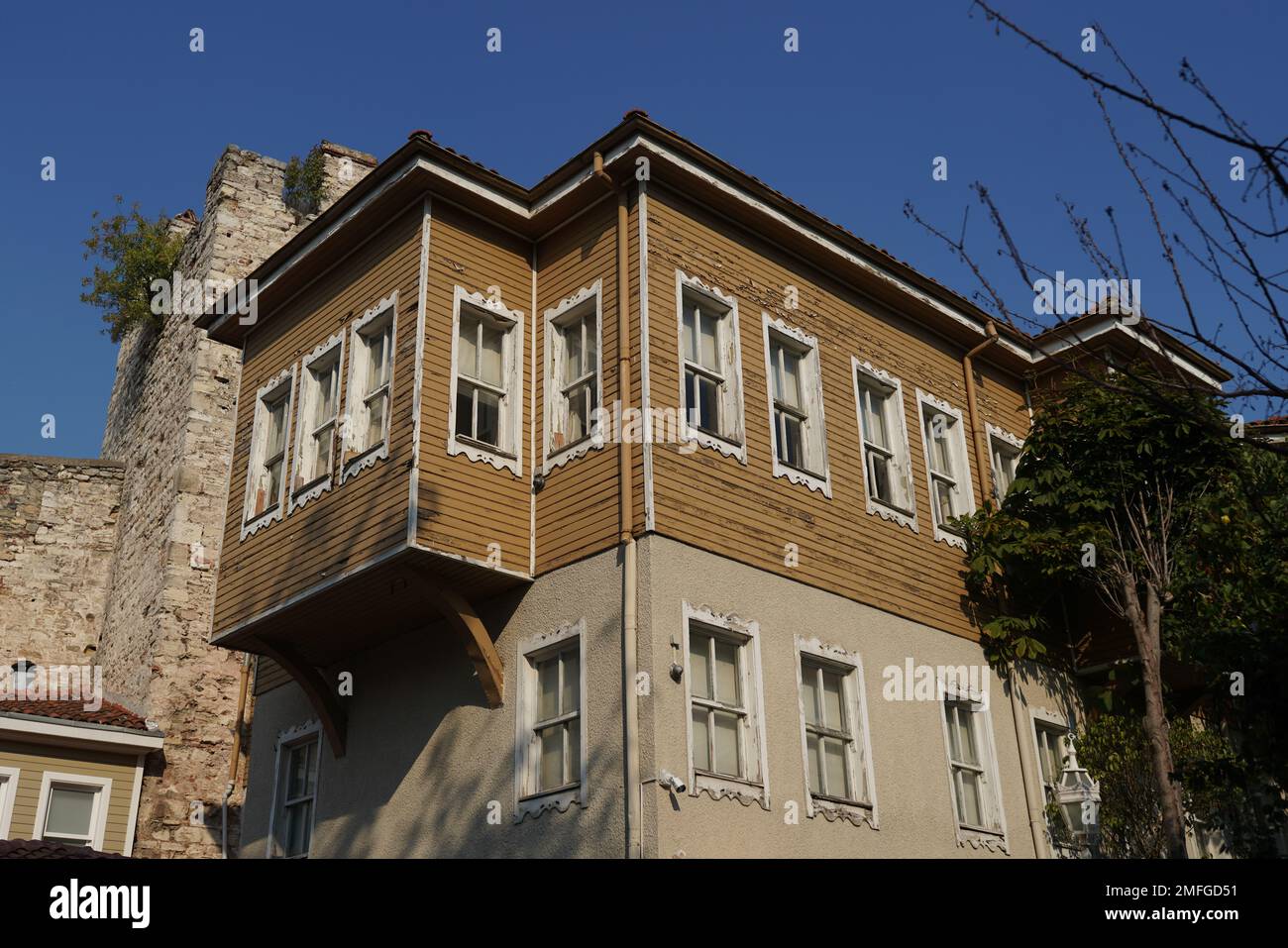 Old Building in Sultanahmet, Istanbul City, Turkiye Stock Photo - Alamy