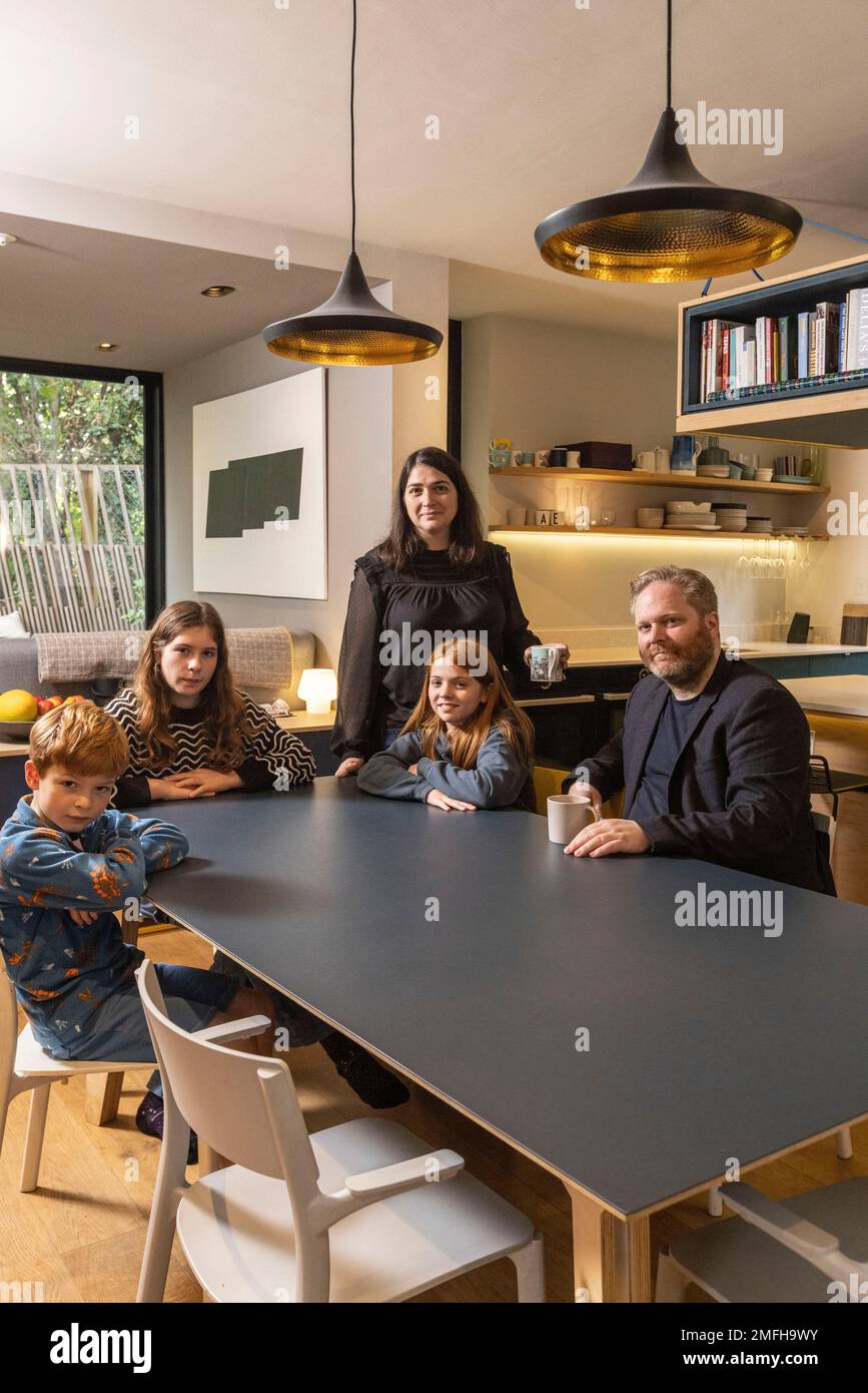 Infil houses property hi-res stock photography and images - Alamy