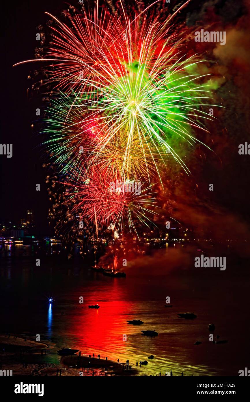 International fireworks display, Pattaya, Chonburi, Thailand Stock ...